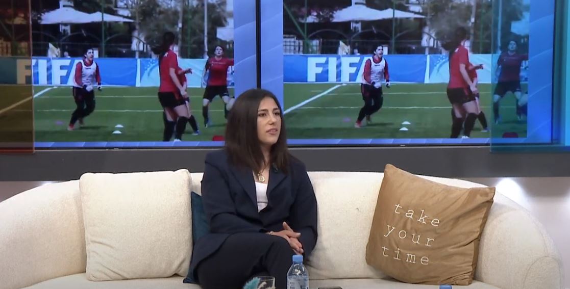 “Bëja 40 km në këmbë deri në Fier”, Antigoni Hyska, portierja më e mirë ...