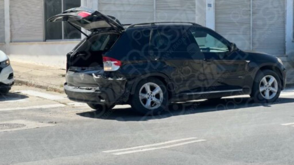 Automjeti me targa shqiptare me klandestinë, “cirk” policisë greke ...