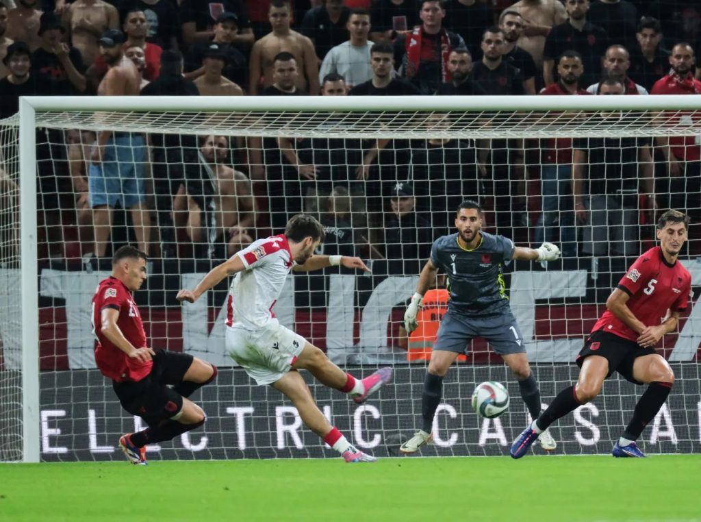 Vlerësim maksimal, UEFA cakton arbitrin e Gjeorgji-Shqipëri – Albania Web